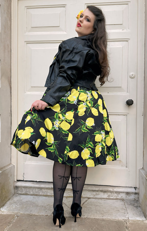 Wholesale Plus Size Tights | Curvy Super Stretch | Pamela Mann